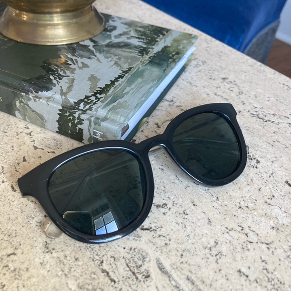 marc hunter | Accessories | Marc Hunter Black Crystal Clear Sunglasses ...